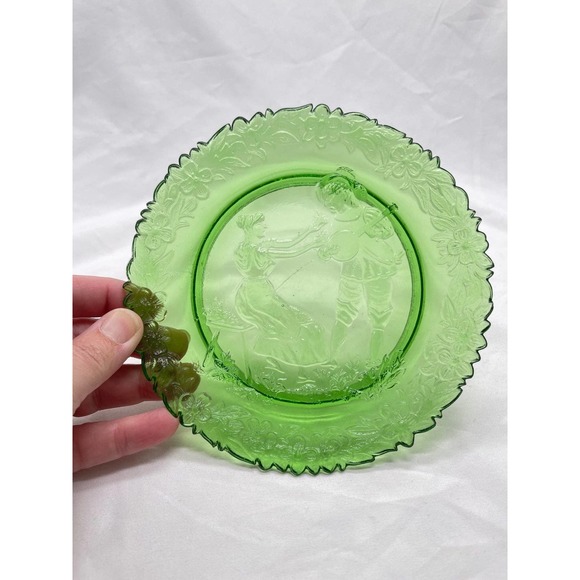 no brand | Accents | Vintage Green Depression Glass Plate | Poshmark